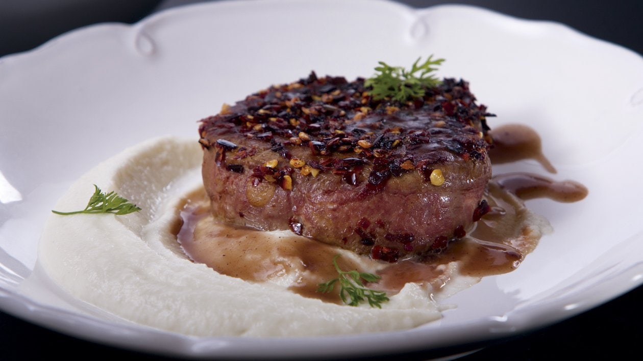 Filete de Res en Costra de Tres Chiles - Receta
