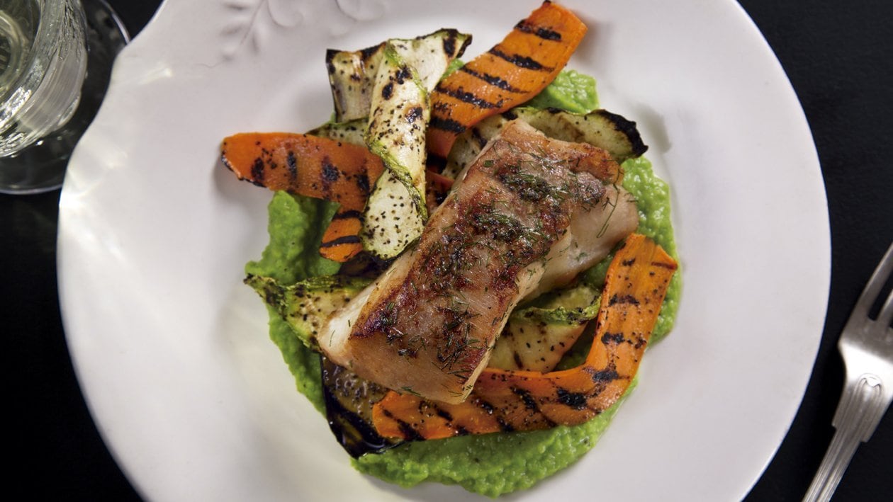 Róbalo Marinado en Cítricos con Puré de Chícharos - Receta